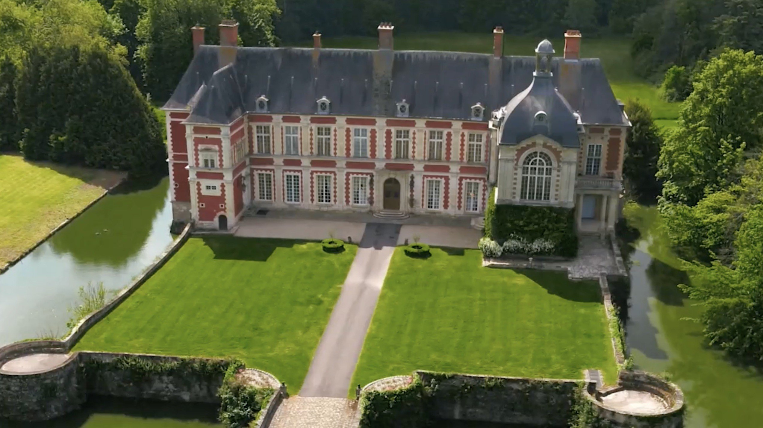 Viewers were surprised when the presenter of Castle Impossible revealed ...