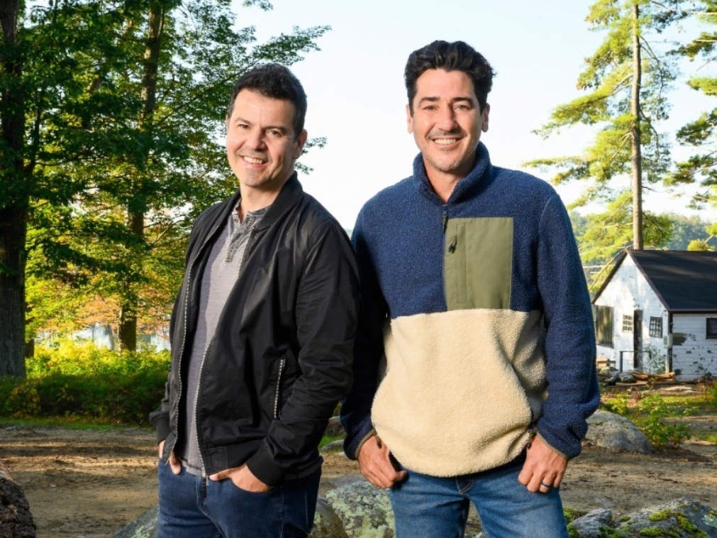 Jonathan Knight is stirring up controversy on HGTV with claims of a ...