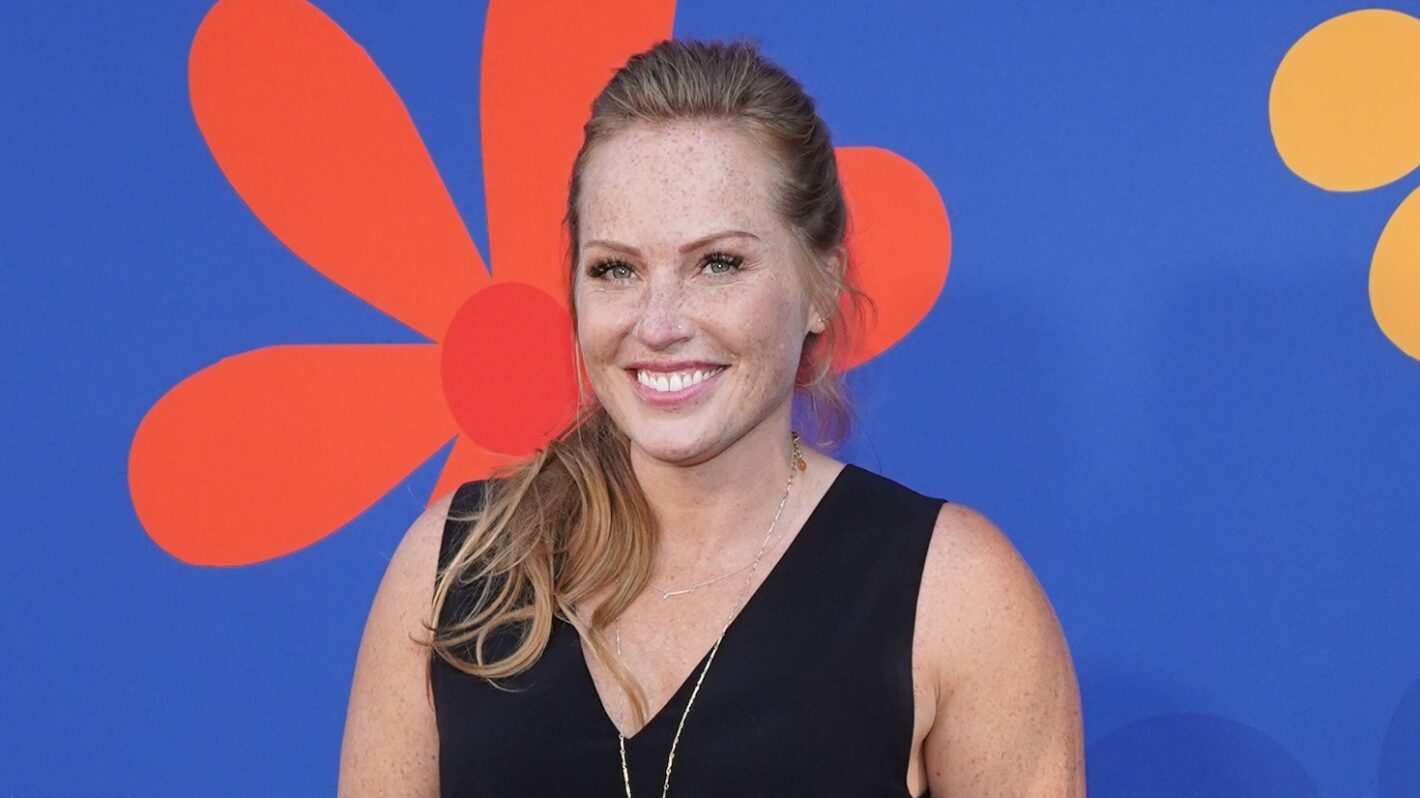 HGTV has officially addressed Mina Starsiak Hawk's comeback on the ...