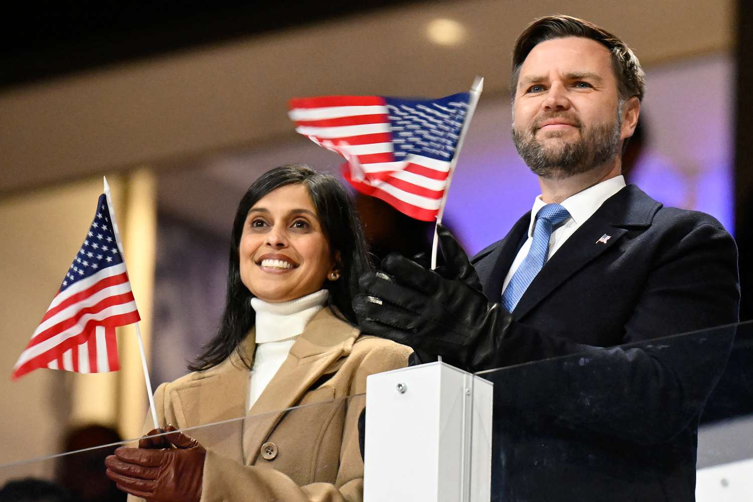SHOCKING! Usha, JD Vance's spouse, caused a stir by subtly indicating ...