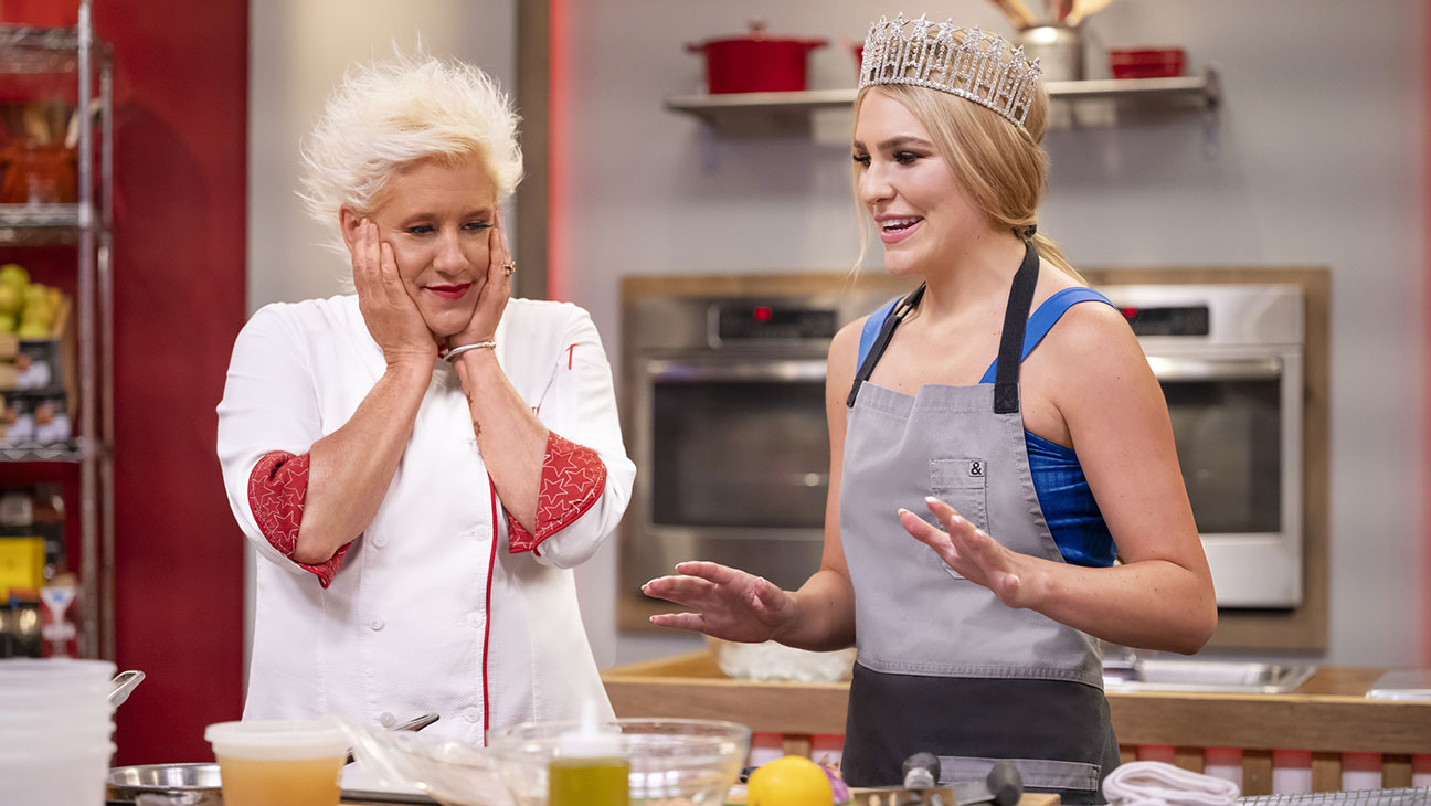 The latest announcement from Food Network reveals that Worst Cooks in ...