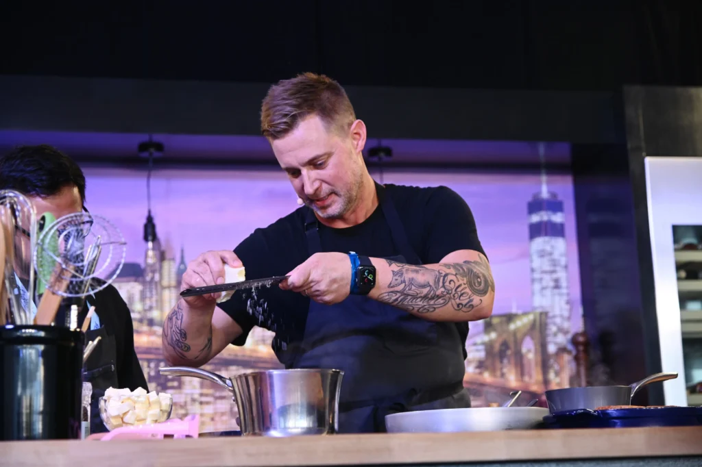 The Food Network has confirmed that they need to apologize to Bryan ...