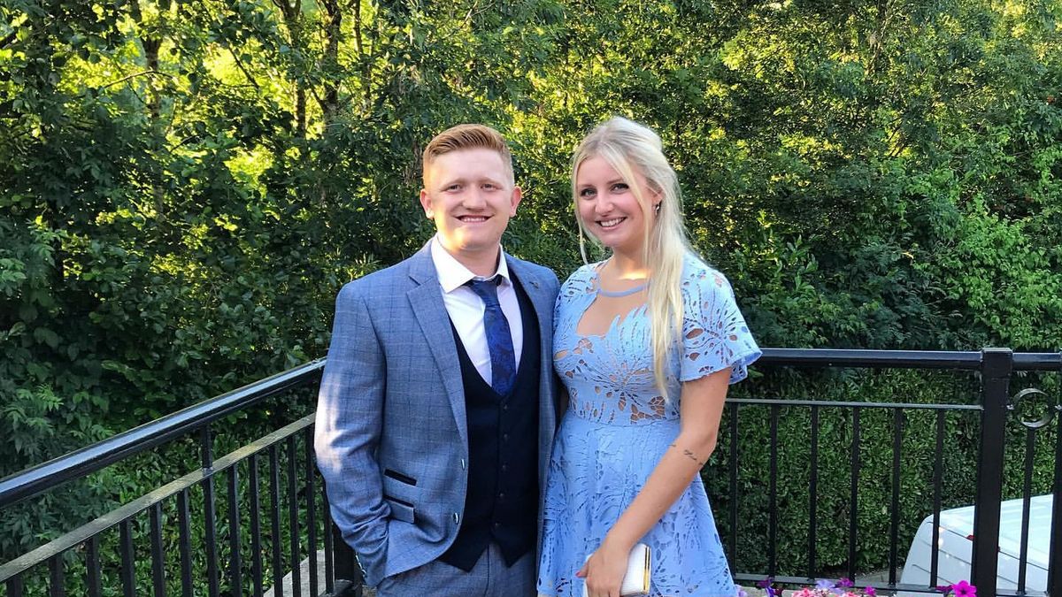 BREAKING NEWS! Actor Sam Aston from Coronation Street revealed that he ...